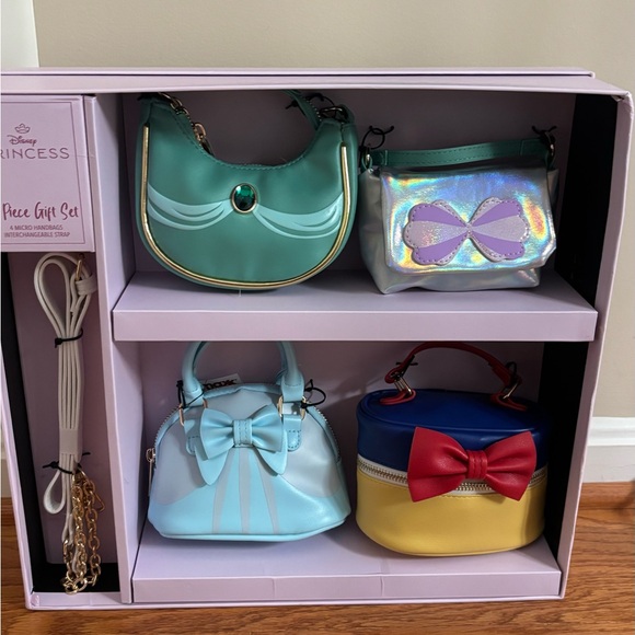 Hello Kitty | Bags | Disney Princess 5 Pc Gift Set Box Micro Mini ...
